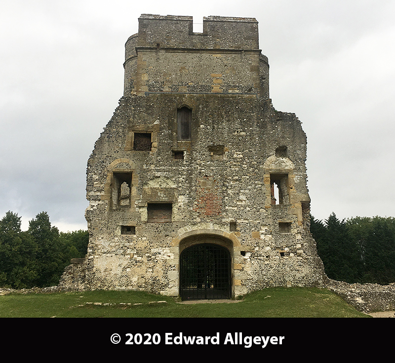 Donnington Castle - DiCamillo