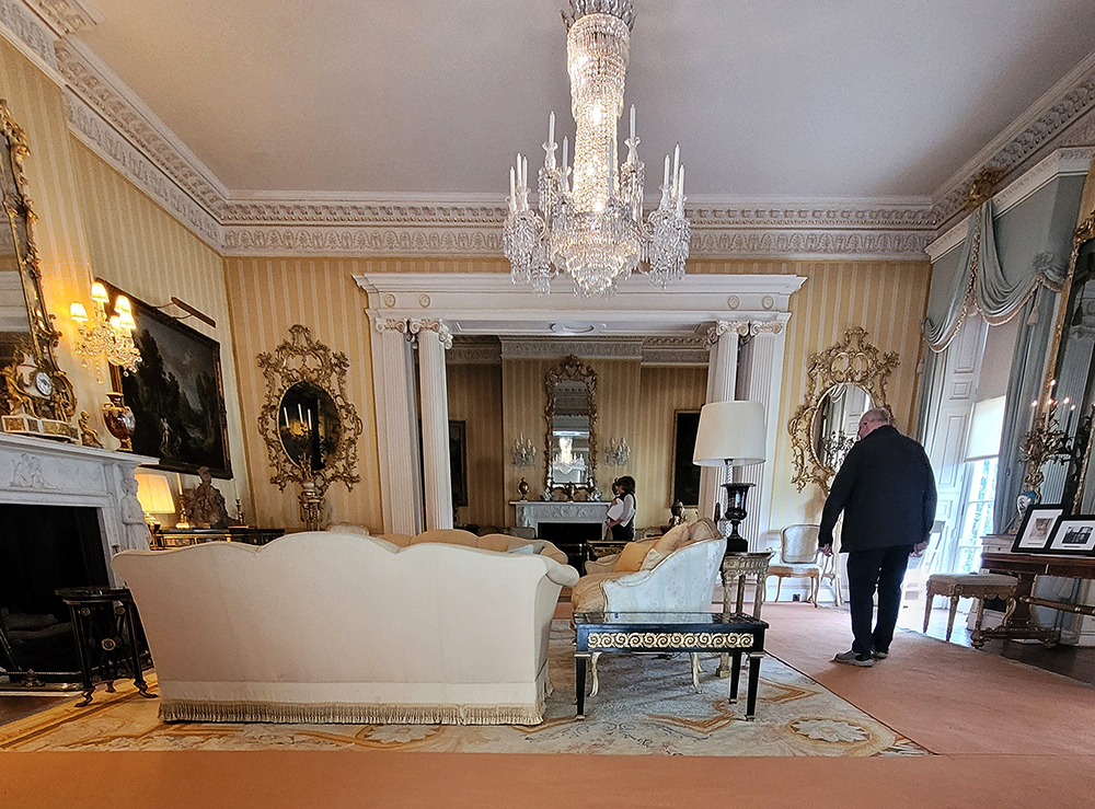 Hinton Ampner House - DiCamillo